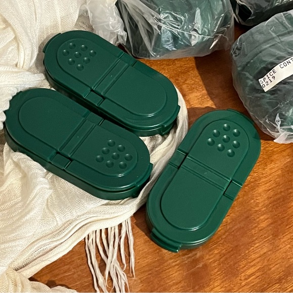 Tupperware | Kitchen | Tupperware Modular Mates Spice Container Seals ...